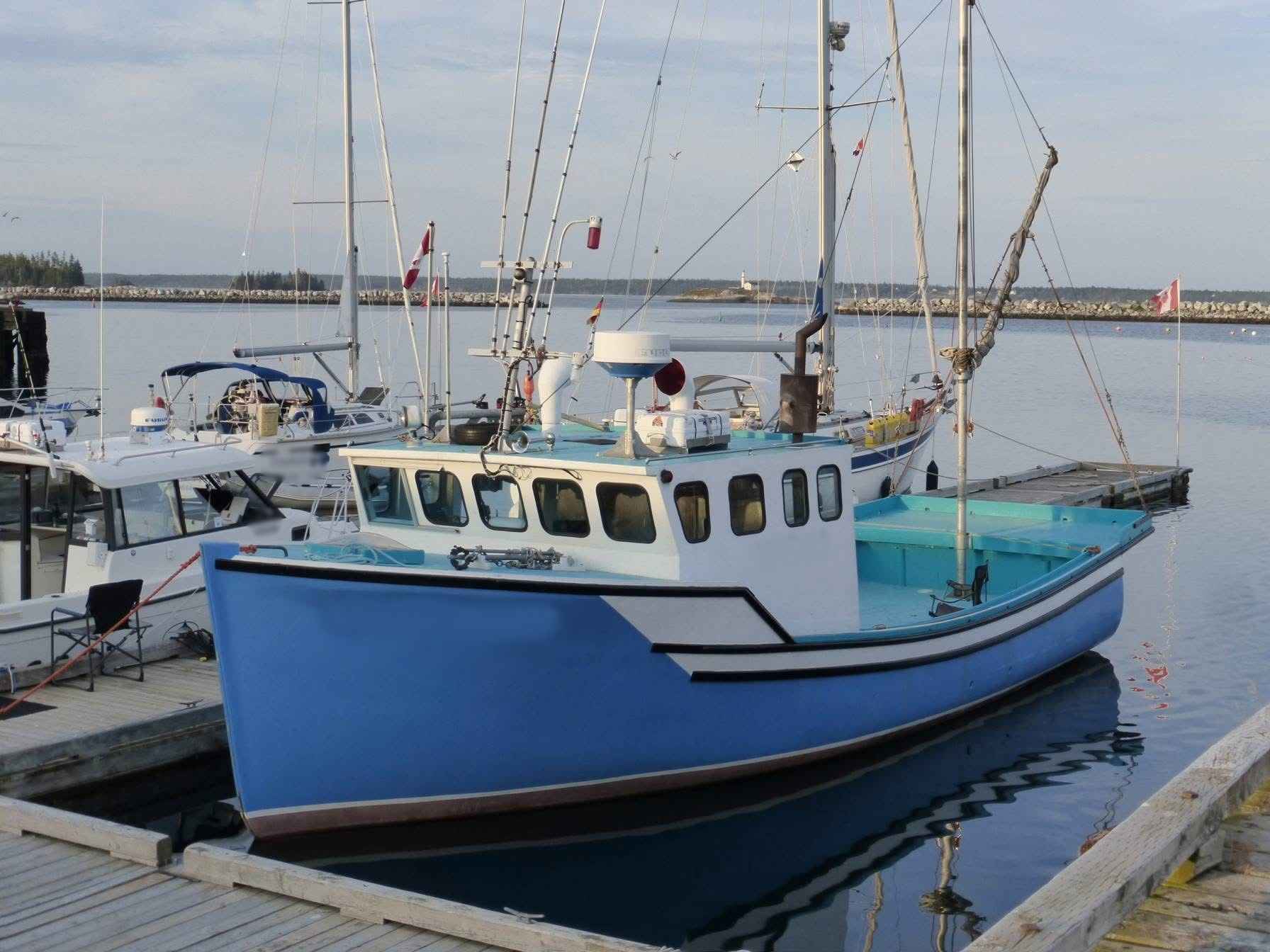 Troys Marine Broker 1988 36' + 4' extension Foot, Daniel's Head Lobster ...